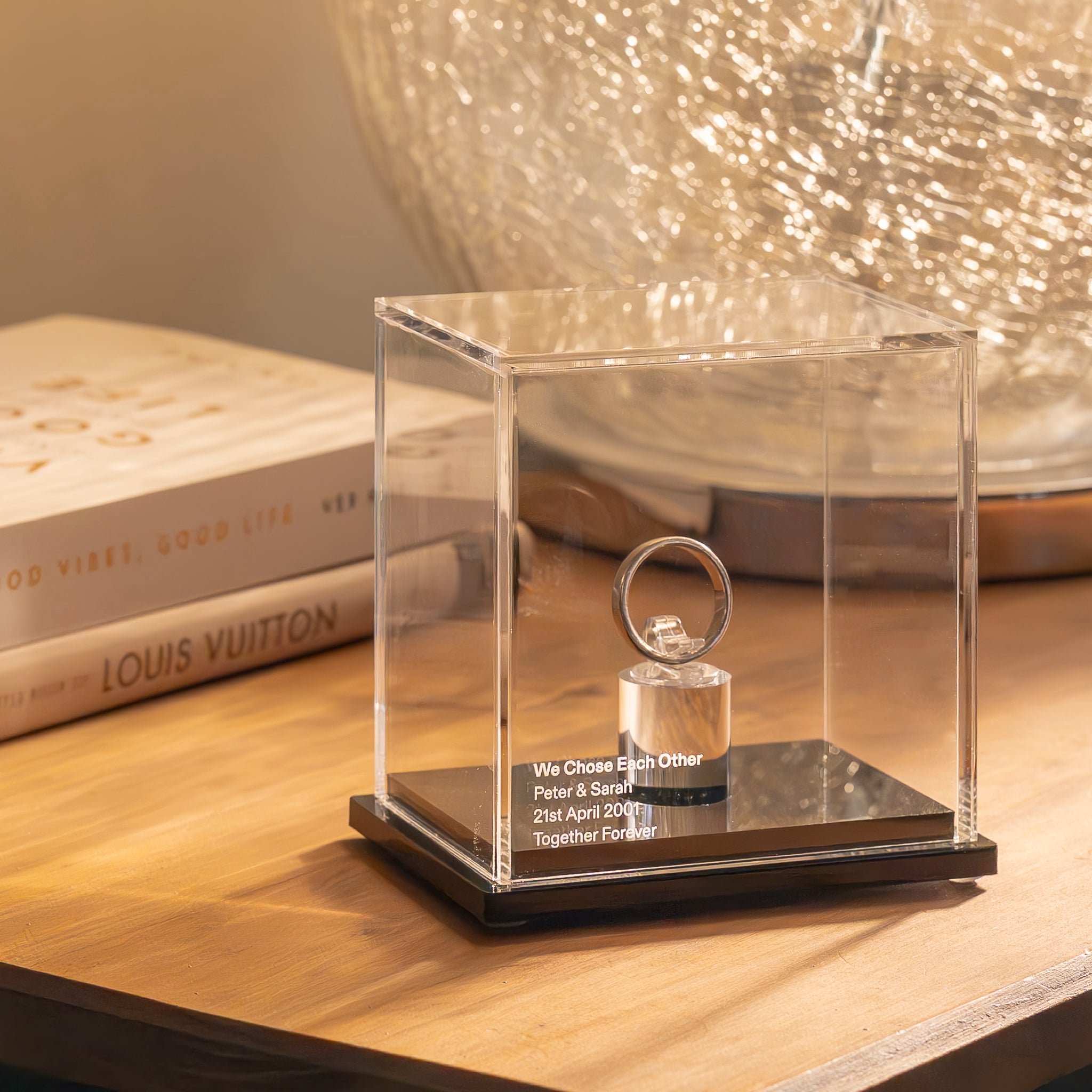 Display Case for Rings - Bright Ivy